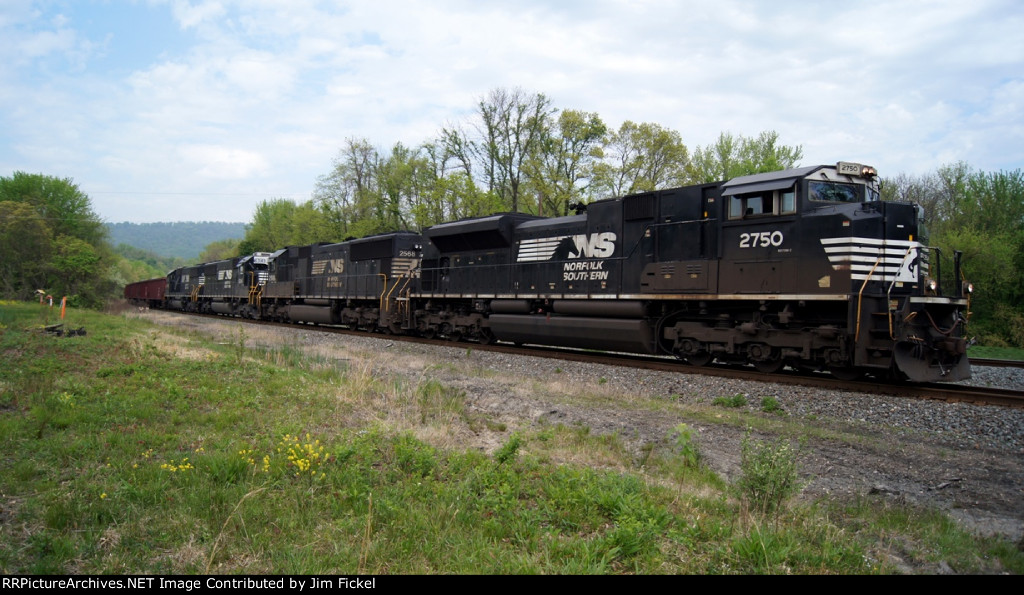 NS 927 Herzog Ballast Train EB at MP: PT 117